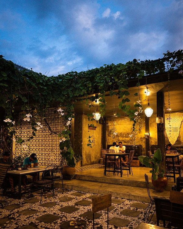 5 Cafe di Denpasar yang Paling Hits Tahun 2023